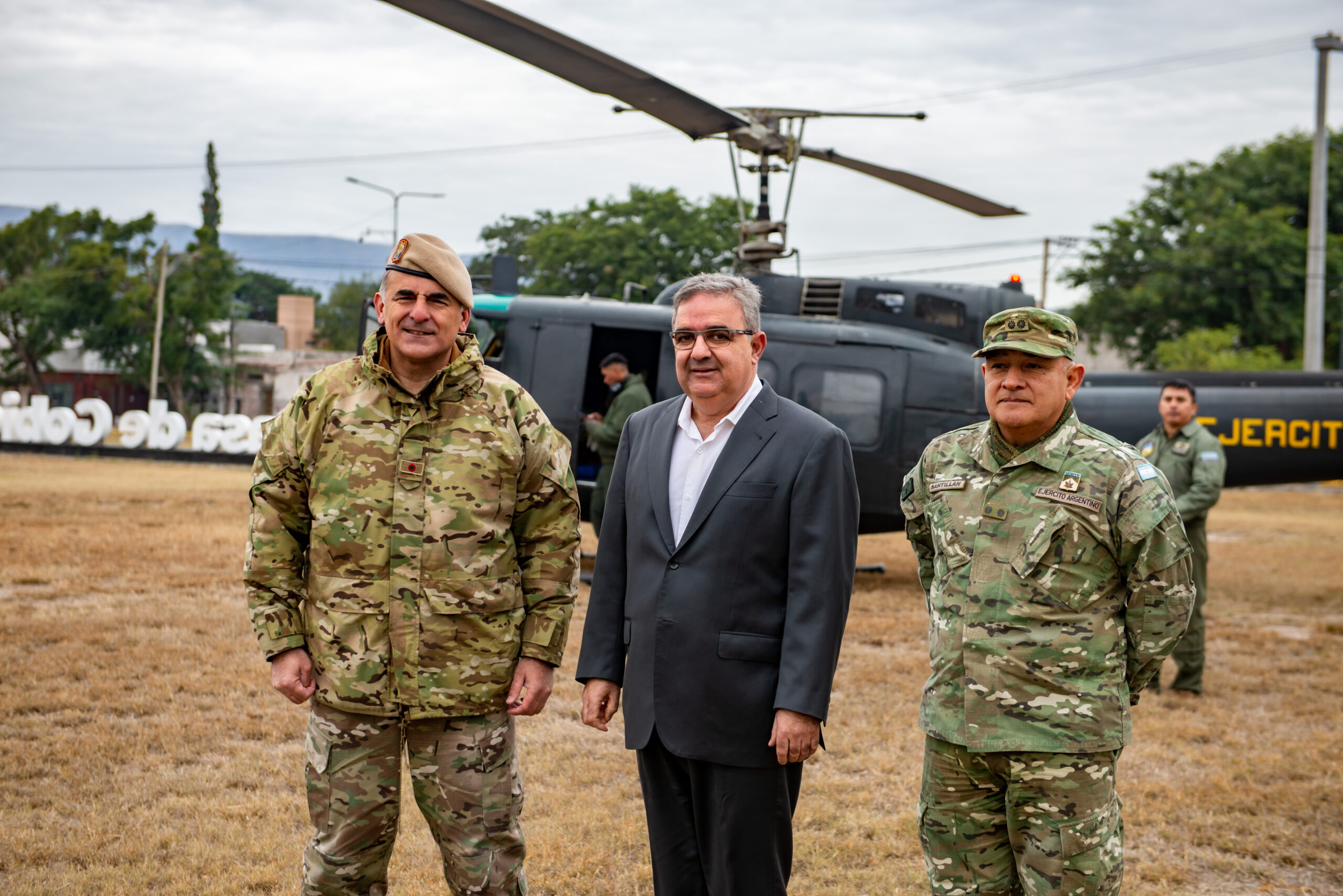 Avanza la construcción del Cuartel y viviendas para el Ejército en ...